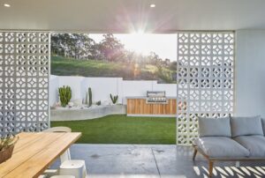 12 Inspirasi Roster Dinding Teras Untuk Rumah Yang Estetik - LacakHarga